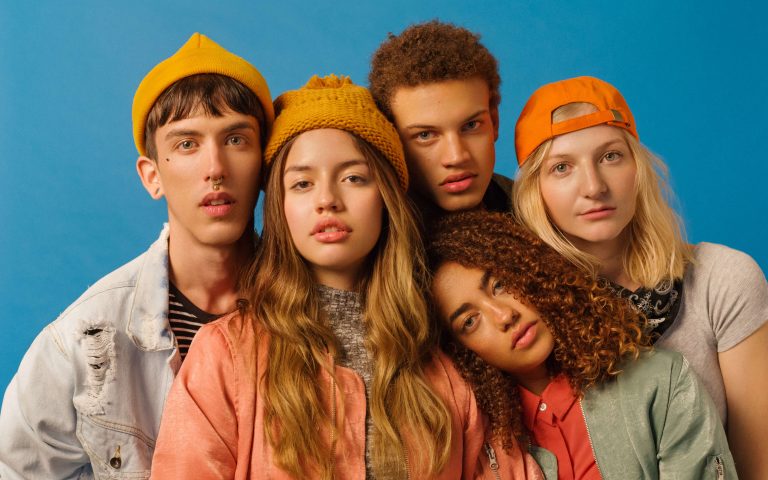 Embrace - Klap Studio